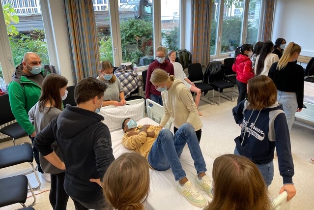 Mobilisation und Transfer-Hilfsgriffe ǀ UKD