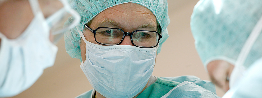 Klinik für Mund-, Kiefer- und Plastische Gesichtschirurgie ǀ UKD